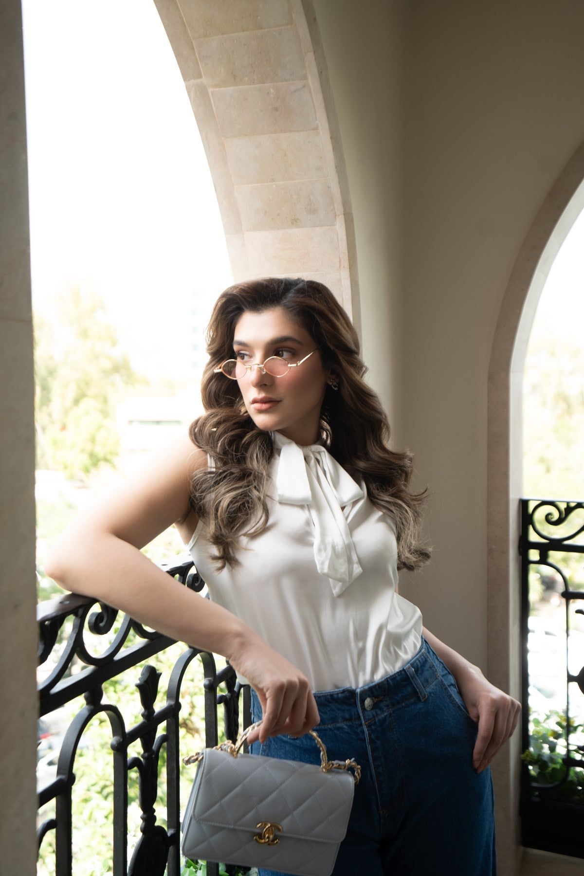 Chloris Sleeveless Tie Up Detail Top – Licci